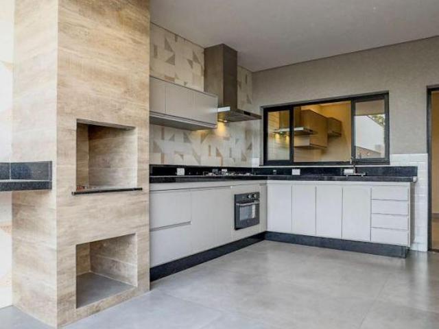 Casa novinha térrea em condomínio fechado pronta para morar