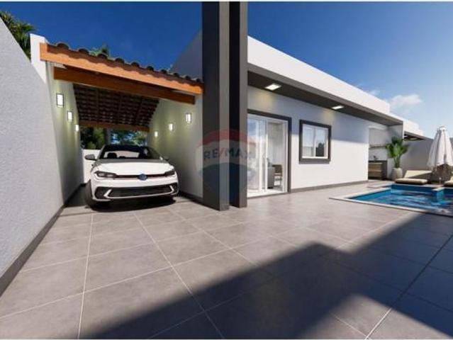Casa Novíssima, com duas suítes, piscina e área gourmet em Itanhaém – Oportunidade única!