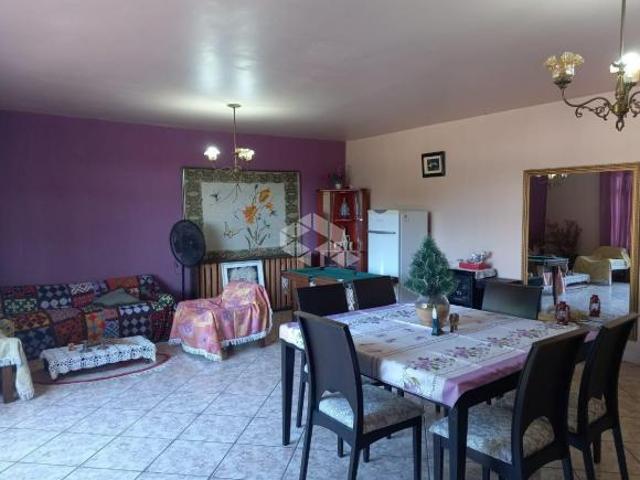 Casa ou terreno para grande negócio