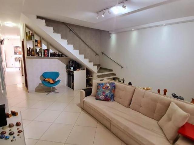 Casa O Jardim Leocádia é um bairro tradicional e bem localizado de Sorocaba, conhecido pela exc