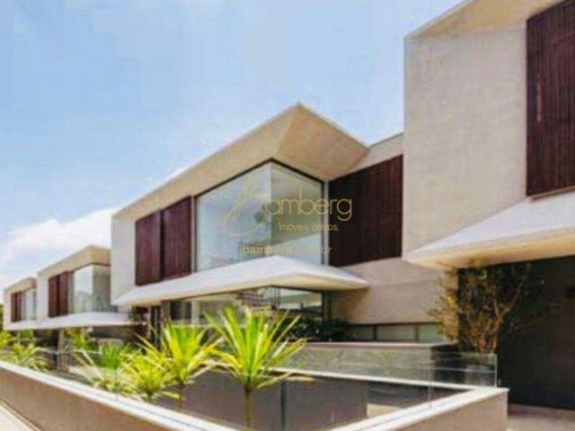 CASA OÁS condomínio, 3/4 suítes, 4 vagas, rooftop, piscina, varanda gourmet, jardim