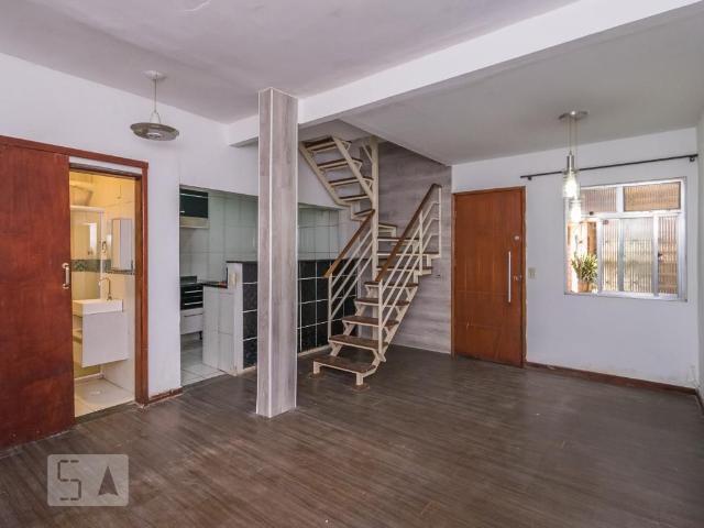 Casa, Olaria, 2 Quartos, 65 m2 Rio de Janeiro