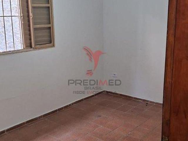 CASA OPORTUNIDADE PARA COMERCIO. Estuda permuta e forma de pagamento