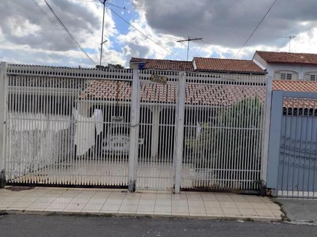CASA ORIGINAL NO CRUZEIRO VELHO QD 02 4 VAGAS