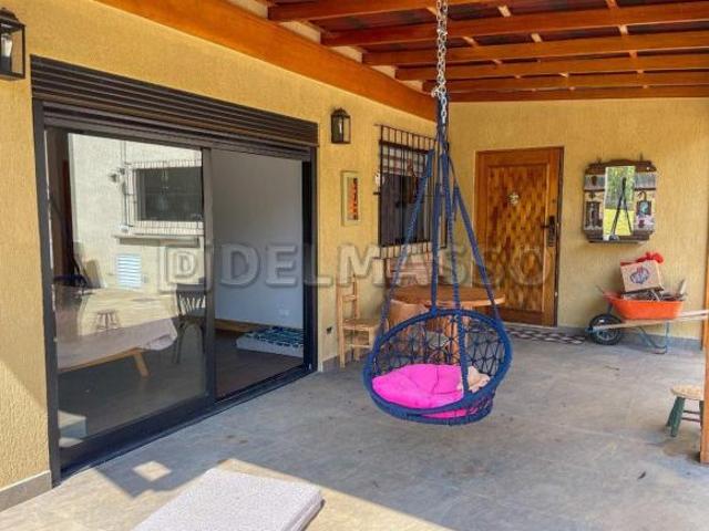 Casa autossustentável e completa dentro de condomínio em Ibiúna SP!