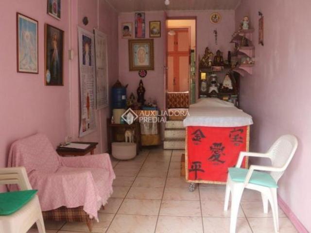 CASA AVENDA COM 11 QUARTOS