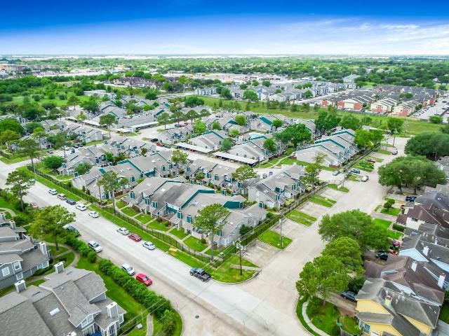 Casa Azul Townhomes 2 Bedroom Apartment for Rent at 12247 Sunset Meadow Ln, Houston, TX 77035 Greater Fondren Southwest