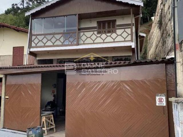 Casa á 1 km de Santo Antônio do Pinhal