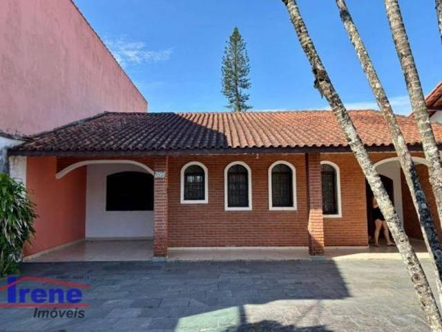 Casa a 200 metros da praia com 2 dormitórios à venda, 115 m² por R$ 495.000 Satélite Itanhaém/SP