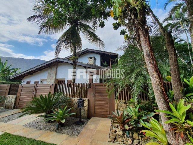 Casa a 20m do mar para locação na praia de Itamambuca Djb