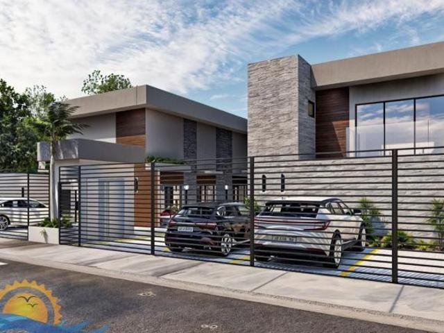 Casa a 30 metros da praia à venda no Suarão em Itanhaém com piscina, suíte e espaço gourmet