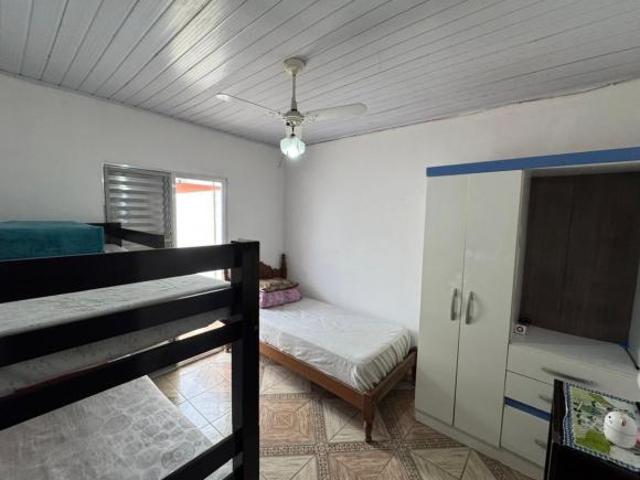 casa a 500 metros do mar em Itanhaém