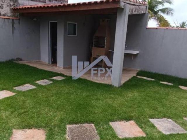 Casa à 50m do mar com piscina e 2 quartos em Itanhaém