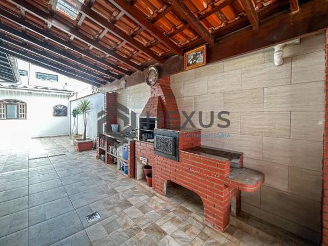Casa a 700m da praia na Enseada, Guarujá