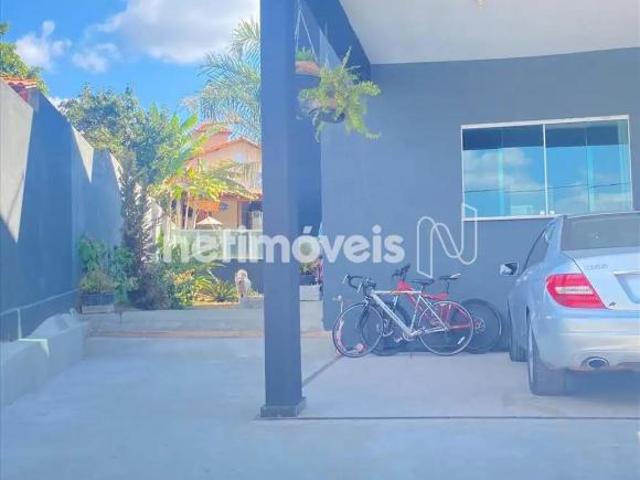 Casa à Beira da Lagoa Santa com Vista Panorâmica – Recanto do Poeta