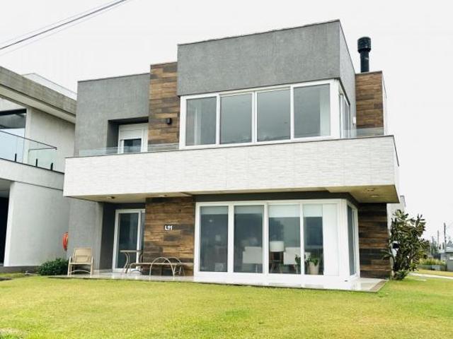 Casa à Beira Mar no Condomínio Atlântico Villas