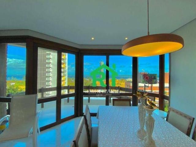 Casa à beira mar com 4 quartos 4 suítes, 4 vagas e lazer à venda em Enseada, Guarujá