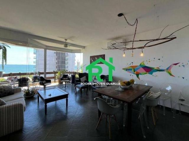 Casa à beira mar com 4 quartos 4 suítes, 4 vagas e lazer à venda em Enseada, Guarujá