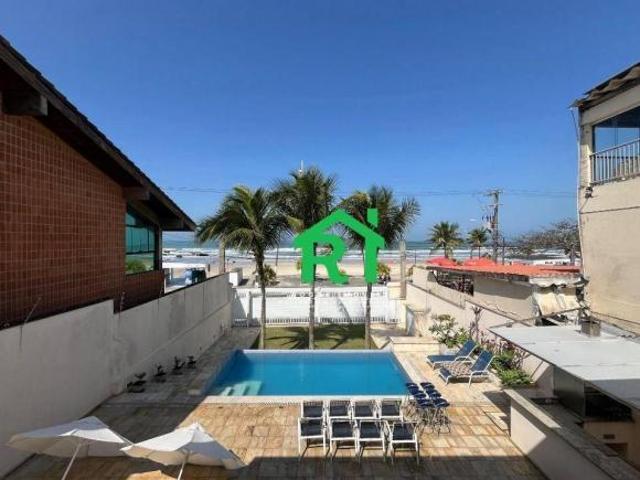 Casa à beira mar com 5 dormitórios 5 suítes, 6 vagas, lazer, Enseada, Guarujá/SP