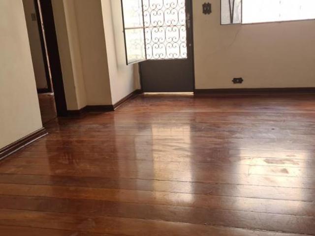 CASA Á TÉREA VILA ROMANA LAPA 3 DORM 2 VAGAS, 2 BANHEIROS 228 M2