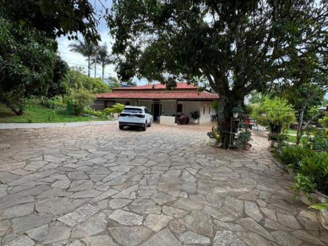 Casa a vd, lote 1000m com 5 quartos em venda em Arniqueiras