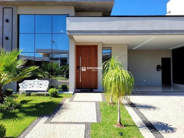 Casa a Venda 3 com suítes no Condomínio Dona Maria José Indaiatuba SP