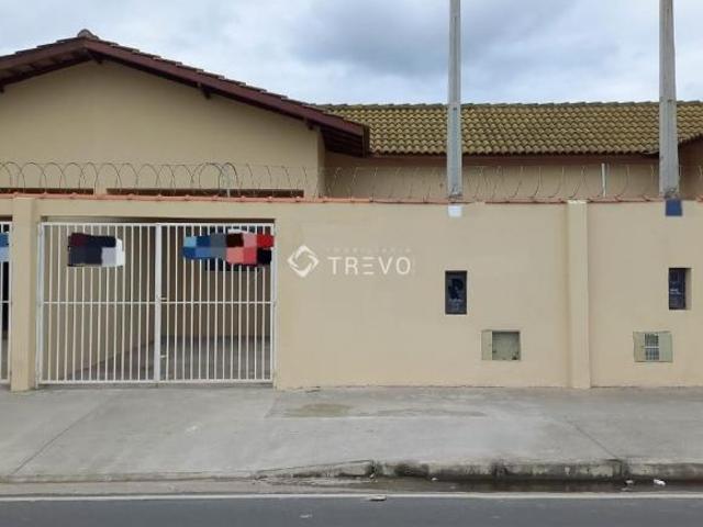 CASA À VENDA 3 DOMITÓRIOS, 2 WC, 1 VAGA EM BERTIOGA/SP