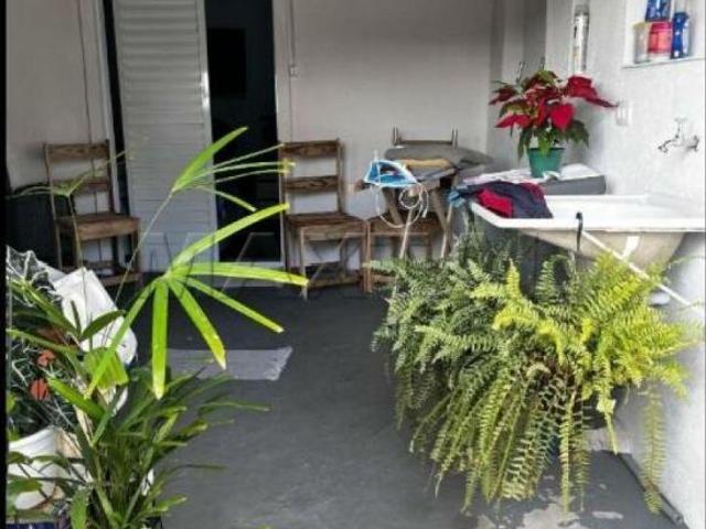 Casa a venda, 3 dorm sendo 1 suíte à venda em Jardim Rosana, Guarulhos, 246m², próximo a UBS
