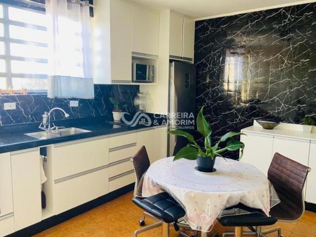 CASA A VENDA 3 DORMITÓRIOS, 01 SUÍTE, 2 VAGAS DE GARAGEM, PARQUE FIGUEIRA GRANDE, COM QUINTAL MAIS T