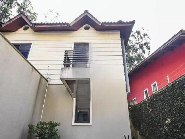 Casa a venda 3 dormitórios 1 suíte Paraiso Morumbi 2 vagas