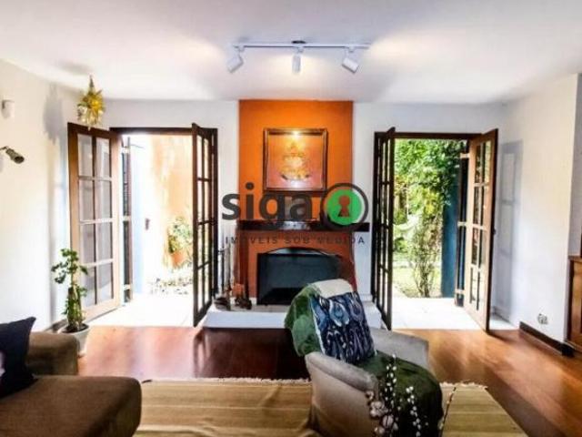 Casa a venda 3 dormitórios 2 suítes 4 vagas Jardim Londrina SP