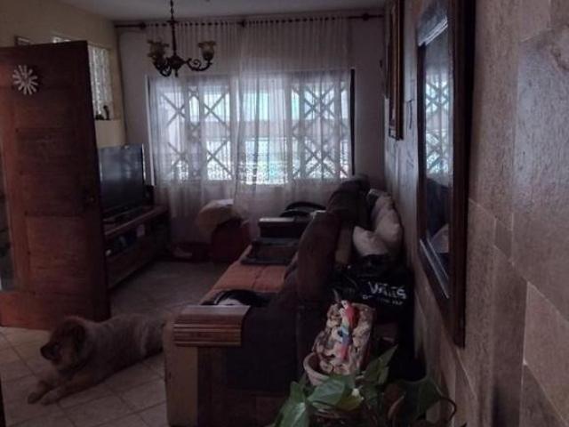 Casa á venda 3 dormitórios 2 vagas na Vila Sônia