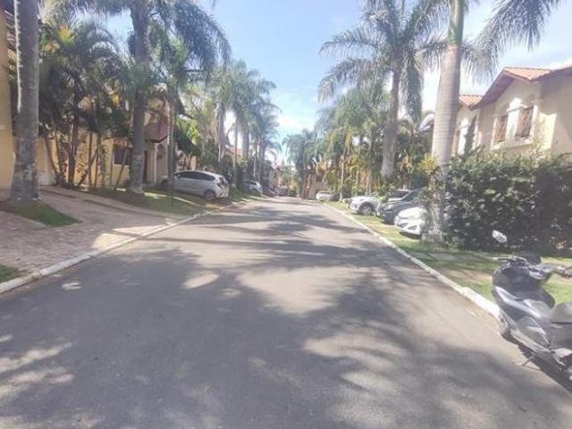 Casa a venda 3 dormitorios 2 vagas Granja Viana Jd da Gloria