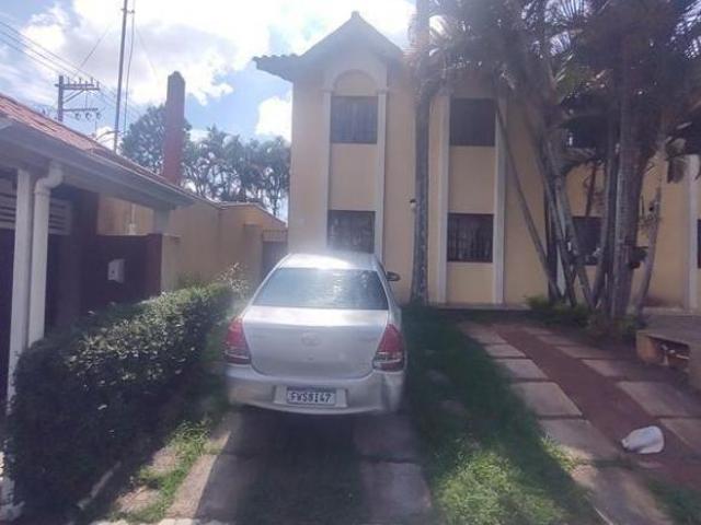 Casa a venda 3 dormitorios 2 vagas Granja Viana Jd da Gloria