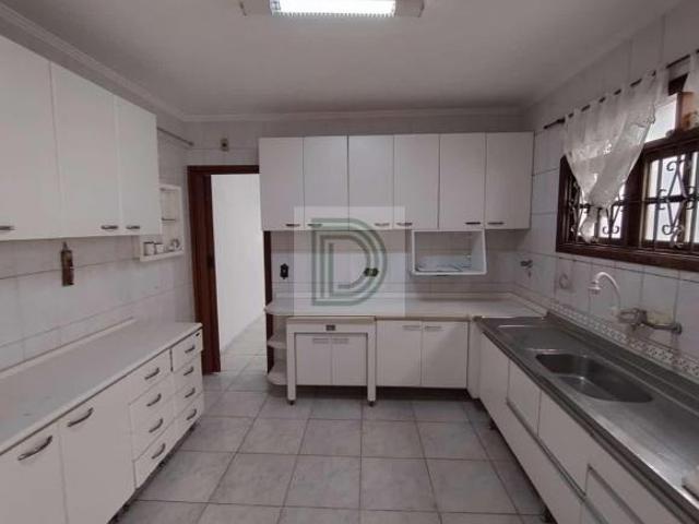 Casa à venda 3 dormitórios, 3 vagas de garagem Vila Sônia