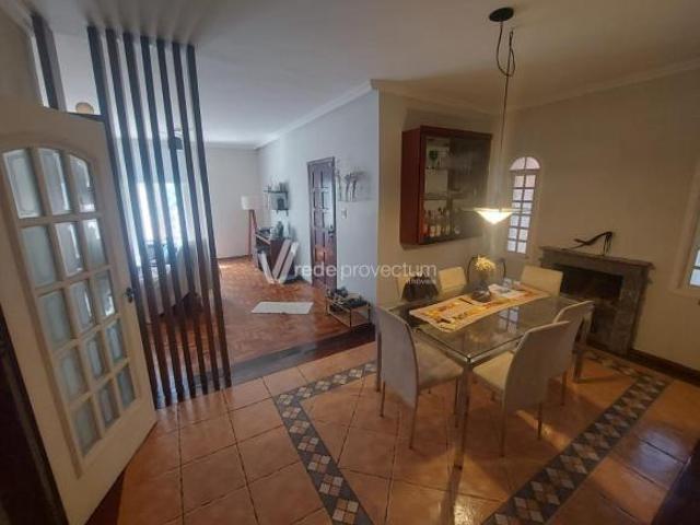 Casa a venda 3 Dormitórios Taquaral, Campinas SP