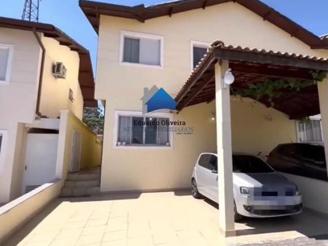 Casa a venda 3 dormitorios e 3 vagas na Granja Viana Cotia