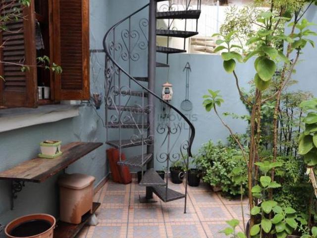 CASA À VENDA, 3 DORMITÓRIOS, EM RUA TRANQUILA, A 200 METROS DO MUSEU DO IPIRANGA