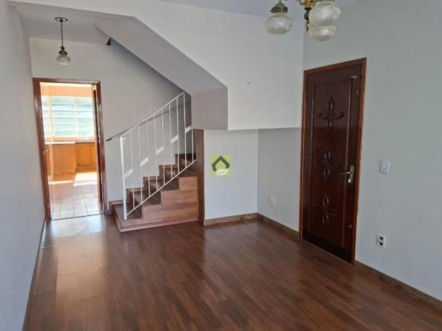 CASA A VENDA 3 Dormitórios R$ 568.000 no Bairro JARDIM PITANGUEIRAS, EM JUNDIAI SP