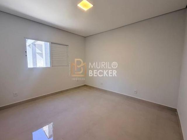 Casa à Venda 3 dormitórios sendo 2 suítes | Vista Verde