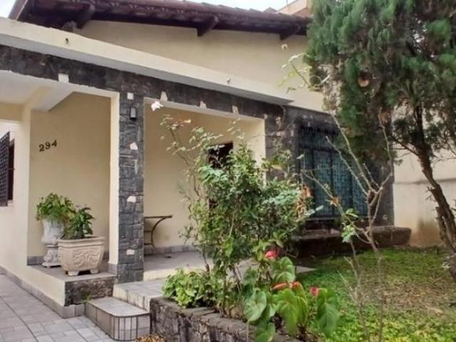 Casa à venda, 3 dorms, 4 vagas na Vila Alexandria