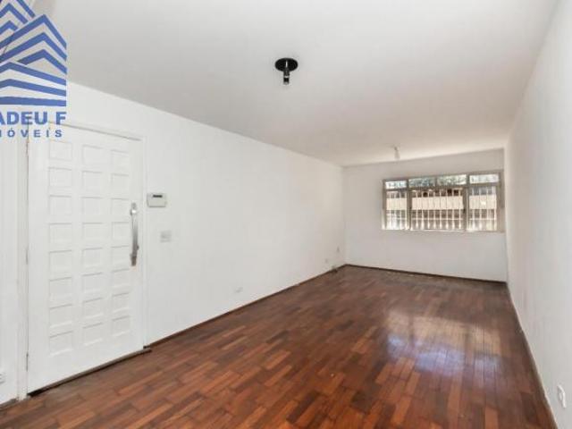 Casa à venda, 3 dorms, 2 vagas no Campo Belo