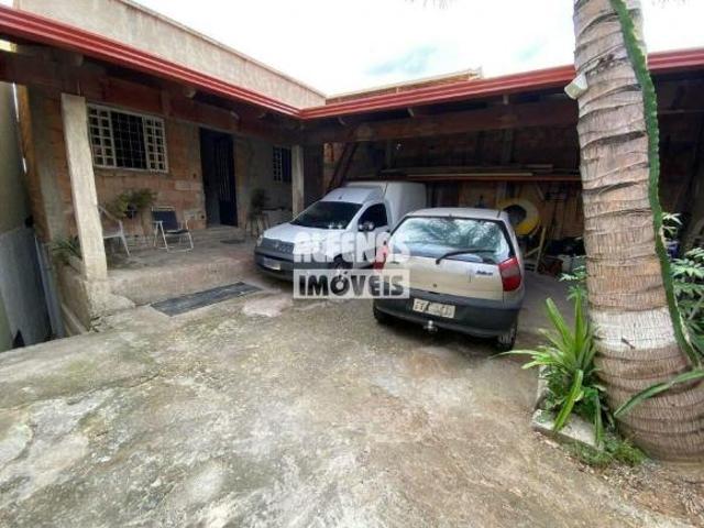 Casa à venda 3 quartos no Bairro TROPICAL