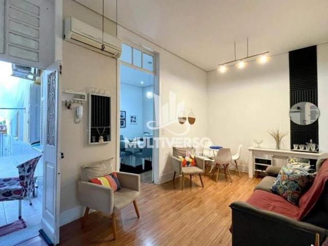 Casa à venda, 3 quartos no bairro Vila Mathias em Santos