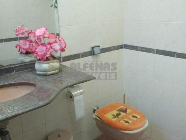Casa à venda 3 quartos no Bairro ALVORADA