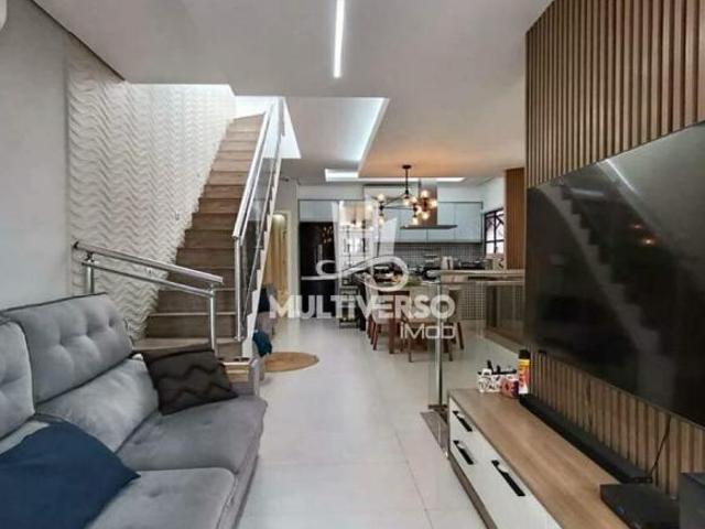 Casa à venda, 3 quartos no bairro Aparecida em Santos