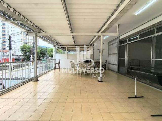 Casa à venda, 3 quartos no bairro Campo Grande em Santos