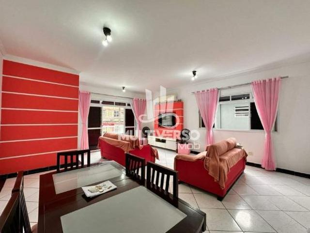 Casa à venda, 3 quartos no bairro Marapé em Santos