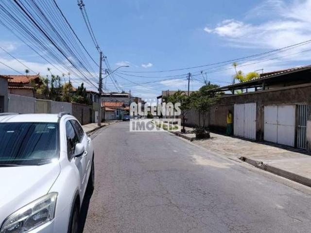 Casa à venda 3 quartos no Bairro RIACHO DAS PEDRAS