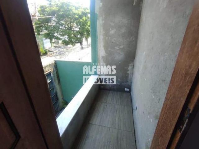 Casa à venda 3 quartos no Bairro SAPUCAIA III